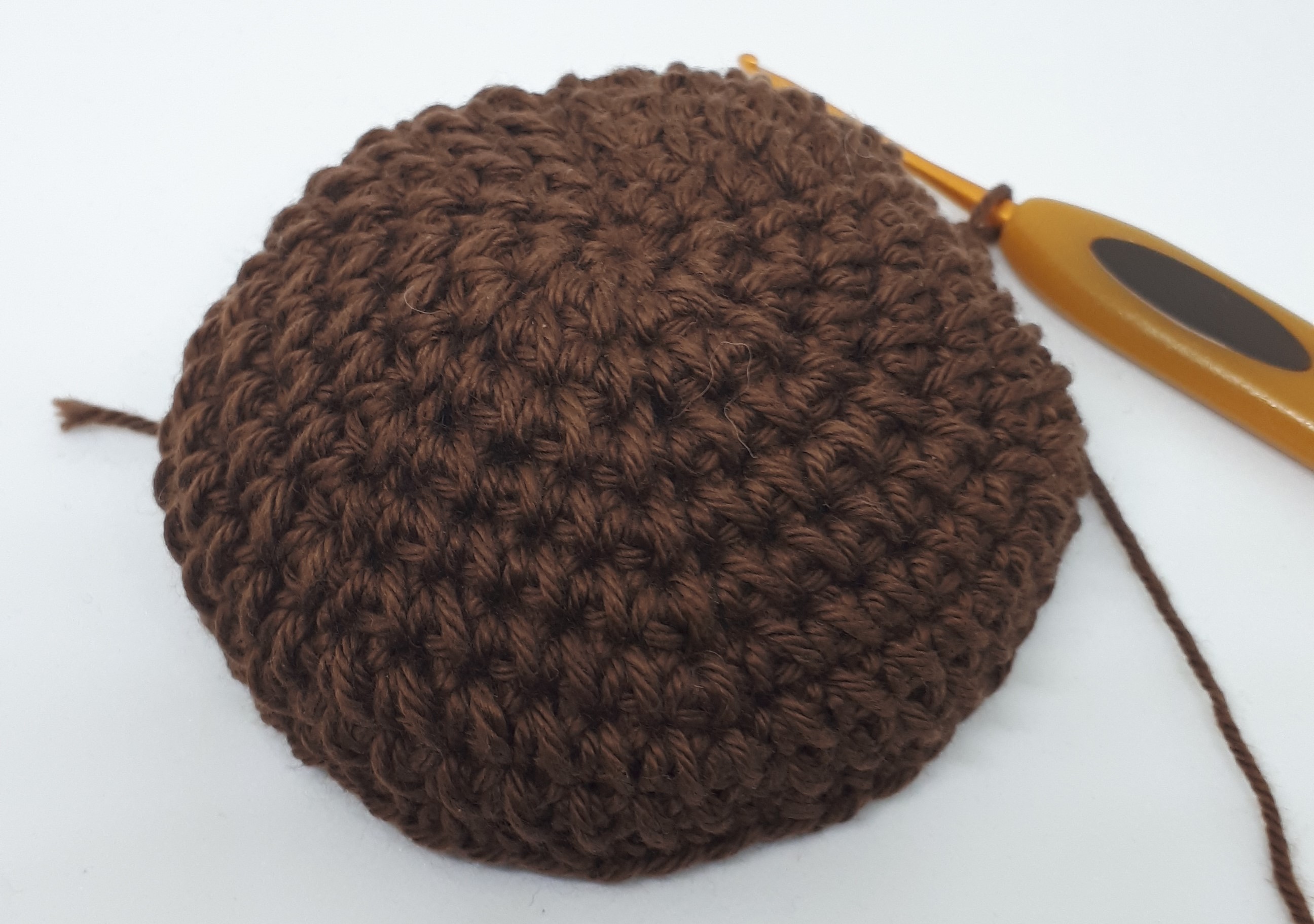 Acorn buddy – crochet pattern – Katrine Klarer